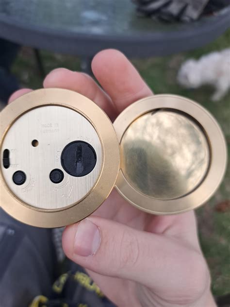 I need help identifying this clock : r/clocks