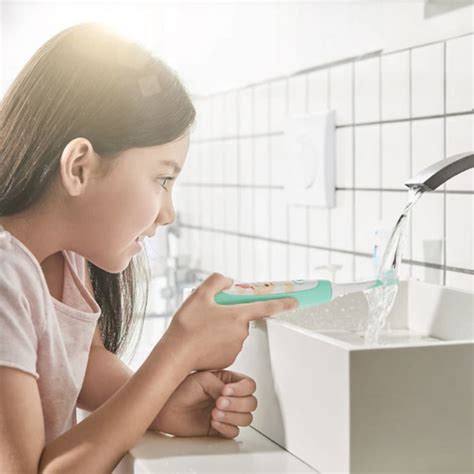 SOOCAS C1 Cute Portable Electric Toothbrush for Kids | GearVita