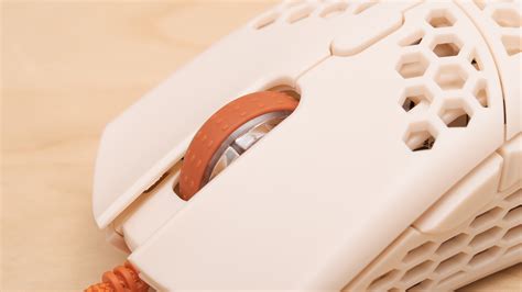 Finalmouse Ultralight 2 - Cape Town Review - RTINGS.com