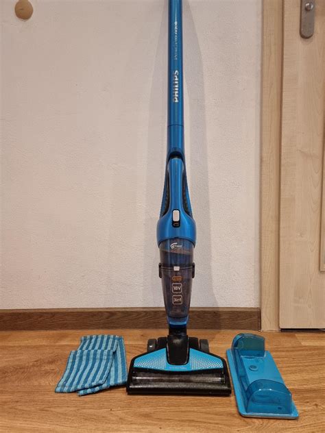 Philips tyčový vysavač PowerPro Aqua | Aukro