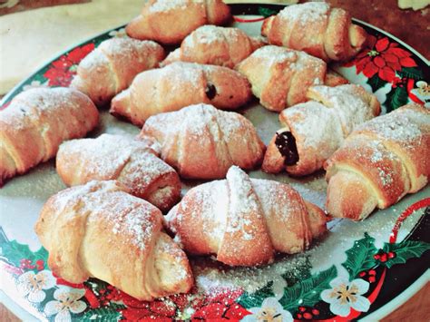Круассаны с шоколадом рецепт – Французская кухня: Завтраки. «Еда»