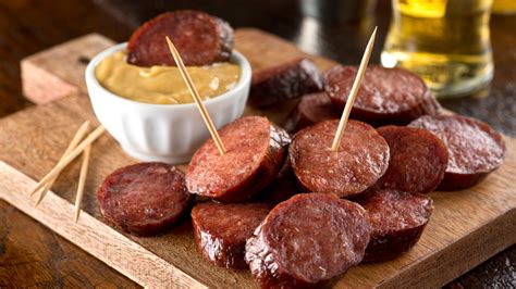 A Guide To All The Different Kinds Of Mustard