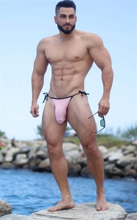 Huge dick bulge - Houtex2019