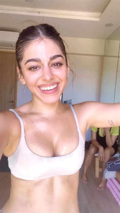 Alaya F : r/faptodesiactress