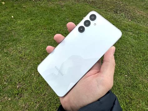 Samsung Galaxy A16 5G (TESZT): egy alaptelefon hosszú ...