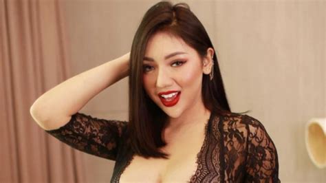 Merasa Dimanfaatkan Dalam Produksi Film Dewasa, Melly 3GP Dibayar Hanya Rp 1 Juta