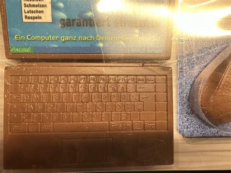 The layout on this chocolate keyboard. : r/mildlyinfuriating