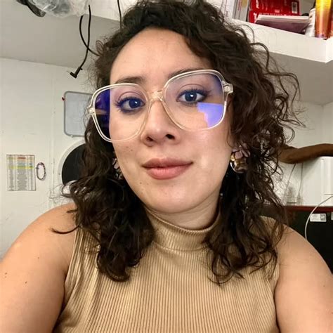 @aby_quintanilla • Threads, Say more
