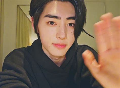 weverse live in 2024 | Sung hoon, Idol, Park