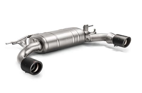 Титановый глушитель Akrapovic для BMW F30 340i/F32 440i.