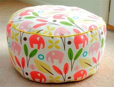 Простой пуфик в детскую - 33 Поделки | Diy pouf, Diy gifts to make ...