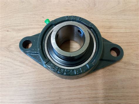 FL208 2 Bolt Flange Bearing 38mm (1" 1/2) – GK Agri Parts