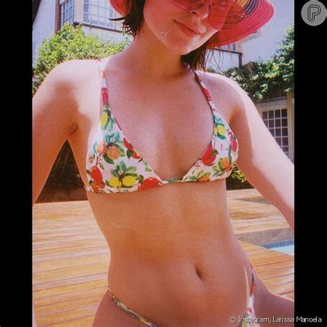 Larissa Manoela exibe barriga sarada em foto de biquíni - Purepeople