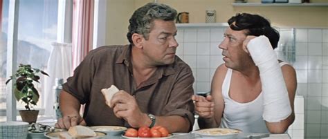 Кадр N38176 из фильма Бриллиантовая рука (1968)
