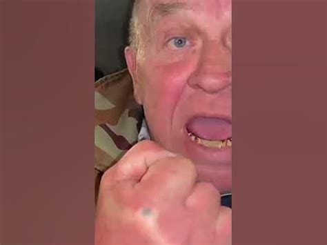 сан Саныч лучше его не злить ( Бандера заявил сколько он зарабатывает ...
