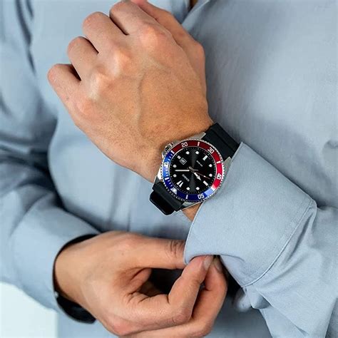 CASIO MDV-107-1A3 - SAT TRADE