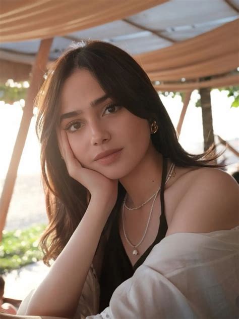 8 Potret Syifa Hadju, Rebecca Klopper, dan Azizah Salsha Liburan di ...