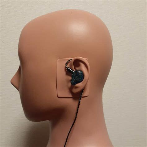 (Chi-fi IEM Review) EPZ Q1: For those sensitive to high frequencies ...