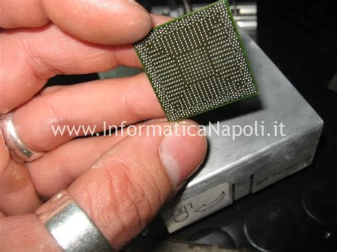 Compaq 615 non si accende