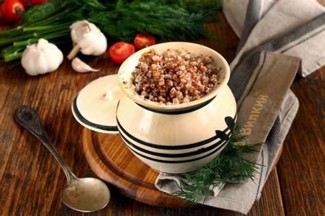 Гречка с курицей в горшочке в духовке: рецепт с фото пошагово