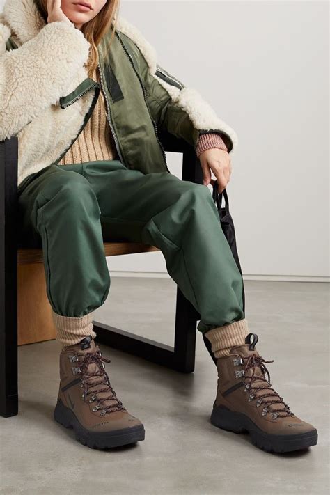 Pin on Winter | Hiking boots outfit, Hiking outfit women, Hiking boots ...