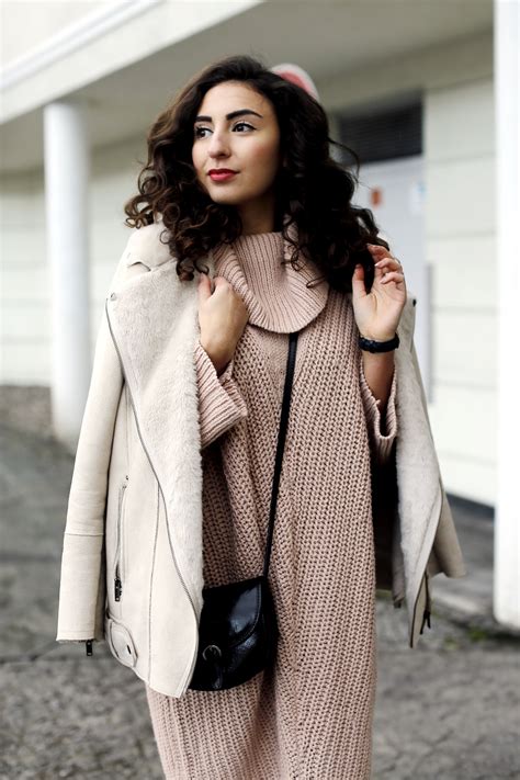 Oversize Knitted Dress – Fashion Blog from Berlin / Food Blog ...