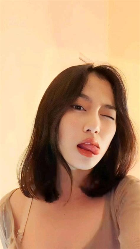 Pin oleh anatasyaa salim di cantik bgttt | Gaya rambut cantik, Fotografi tubuh, Gadis-gadis cantik
