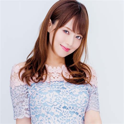 Akiho Yoshizawa - YouTube