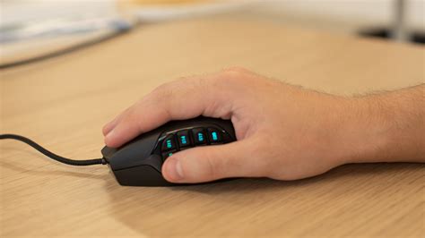 Logitech G600 MMO Gaming Review - RTINGS.com