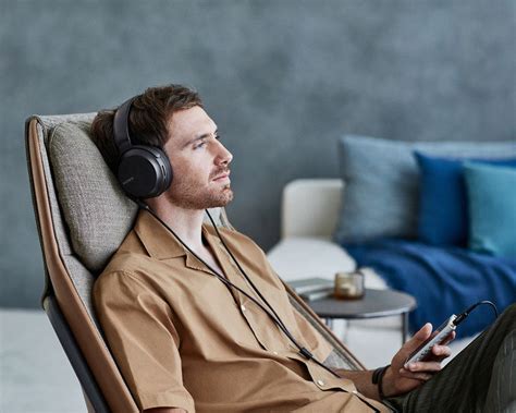 Sony оснастила наушники MDR-Z7M2 диафрагмой диаметром 70 мм | Headphone ...