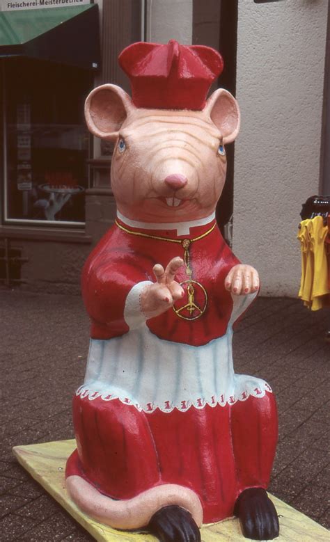 Rat (31) | Rats in Hameln | Pictures | Germany in Global-Geography