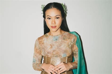 Yura Yunita Wujudkan Panggung Tutur Batin Juni Mendatang - Pophariini