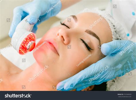 560 Infrared light spa Images, Stock Photos & Vectors | Shutterstock