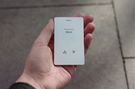 «Антисмартфон» Light Phone 2: звонки, сообщения, будильник и, может ...