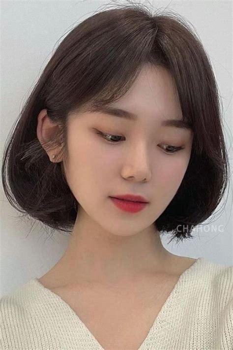 6 Inspirasi Gaya Rambut Bob Poni ala Wanita Korea, Makin Cantik dan Manis!