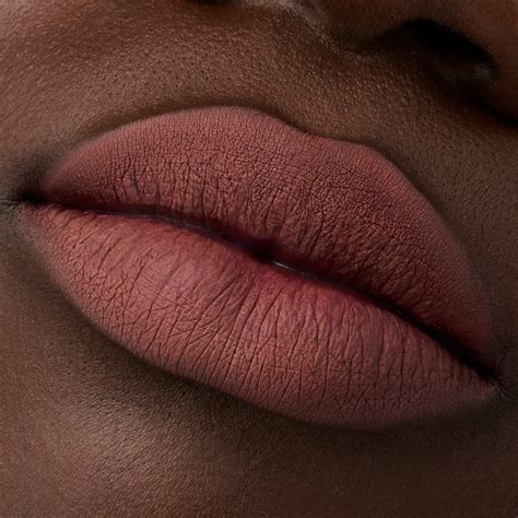 CATRICE Plumping Lip Liner Mainhattan online entdecken