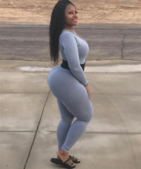 Pin by Alvin Emery on Gwen | Most beautiful black women, Beautiful black women, Curvy woman