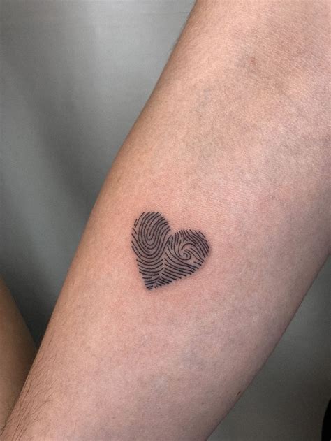Отпечатки тату | Idee per tatuaggi, Bozze per tatuaggi, Tatuaggi per coppie