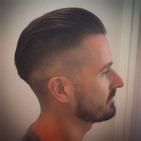 Pin en Cortes y barba (el barbero italiano)