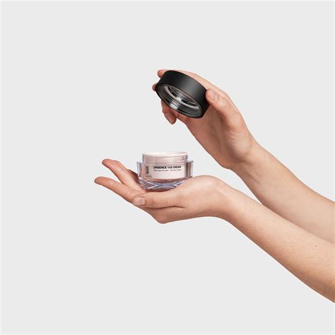 Marti Derm :: Behance