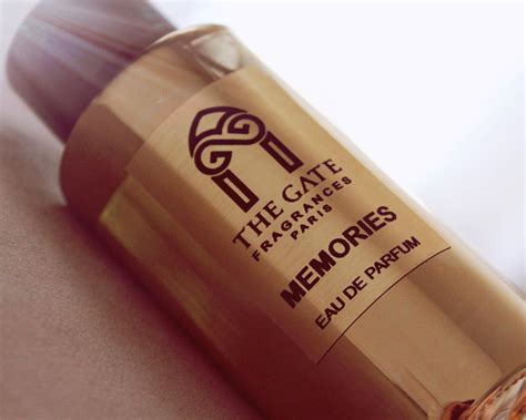 Memories The Gate Fragrances Paris аромат — аромат для мужчин и женщин 2016