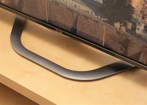 LG LA6200 series review: Smart, pretty, but lackluster performance - CNET