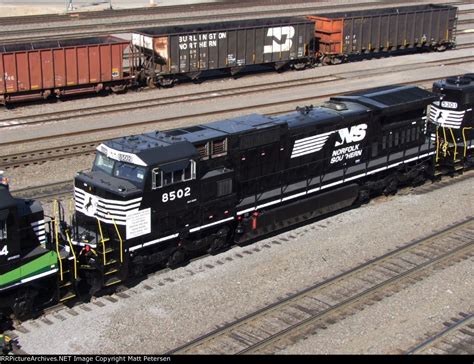 NS 8502