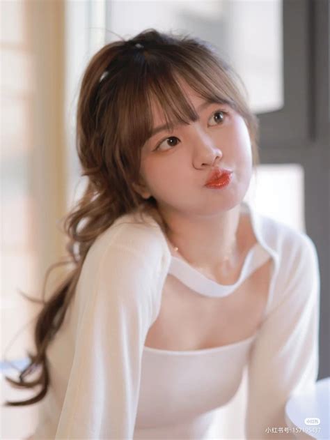 Facebook gái xinh: 5 bí kíp tăng tương tác bài viết với CTR hấp dẫn.