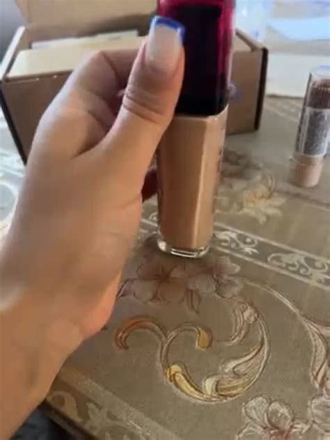 L'ORÉAL PARIS Стойкий тональный крем Свежий тон Infaillible купить по ...