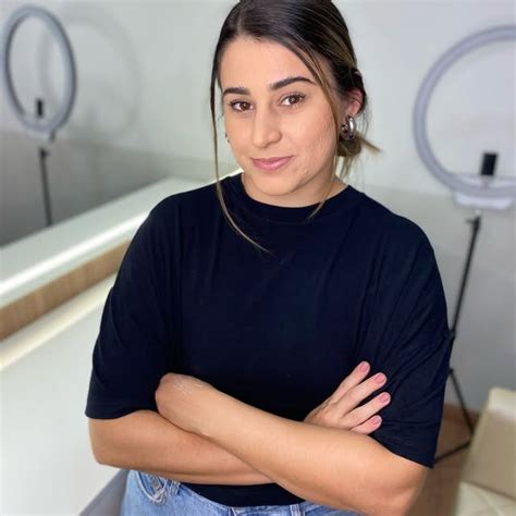 Beatriz Aguiar (@_biaaguiar0) • Threads, Say more