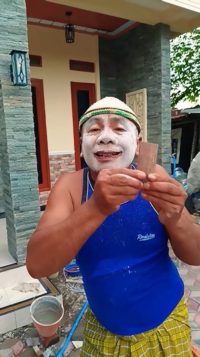 tiru bapak makan biscuit #shorts #viralvideo #lucu - YouTube
