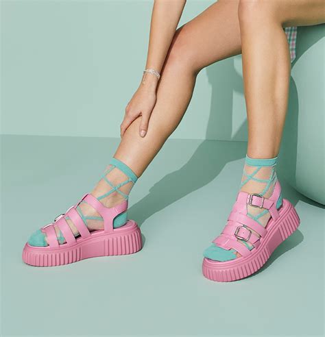 Chunky Outsoles | DEICHMANN