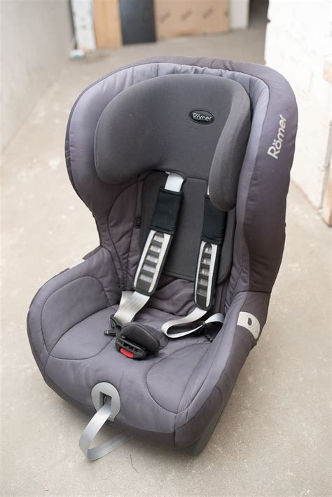 Romer King Plus fotelik 9-18 kg stan jak nowy - 7114619586 - oficjalne ...