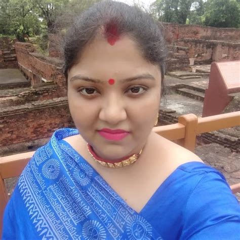Sriparna Acharjee Mukherjee (@mukherjeesriparnaacharjee) • Threads, Say more